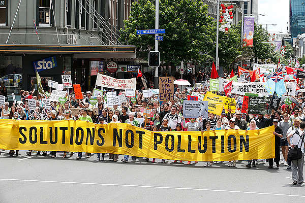Why donate to Greenpeace - Greenpeace Aotearoa