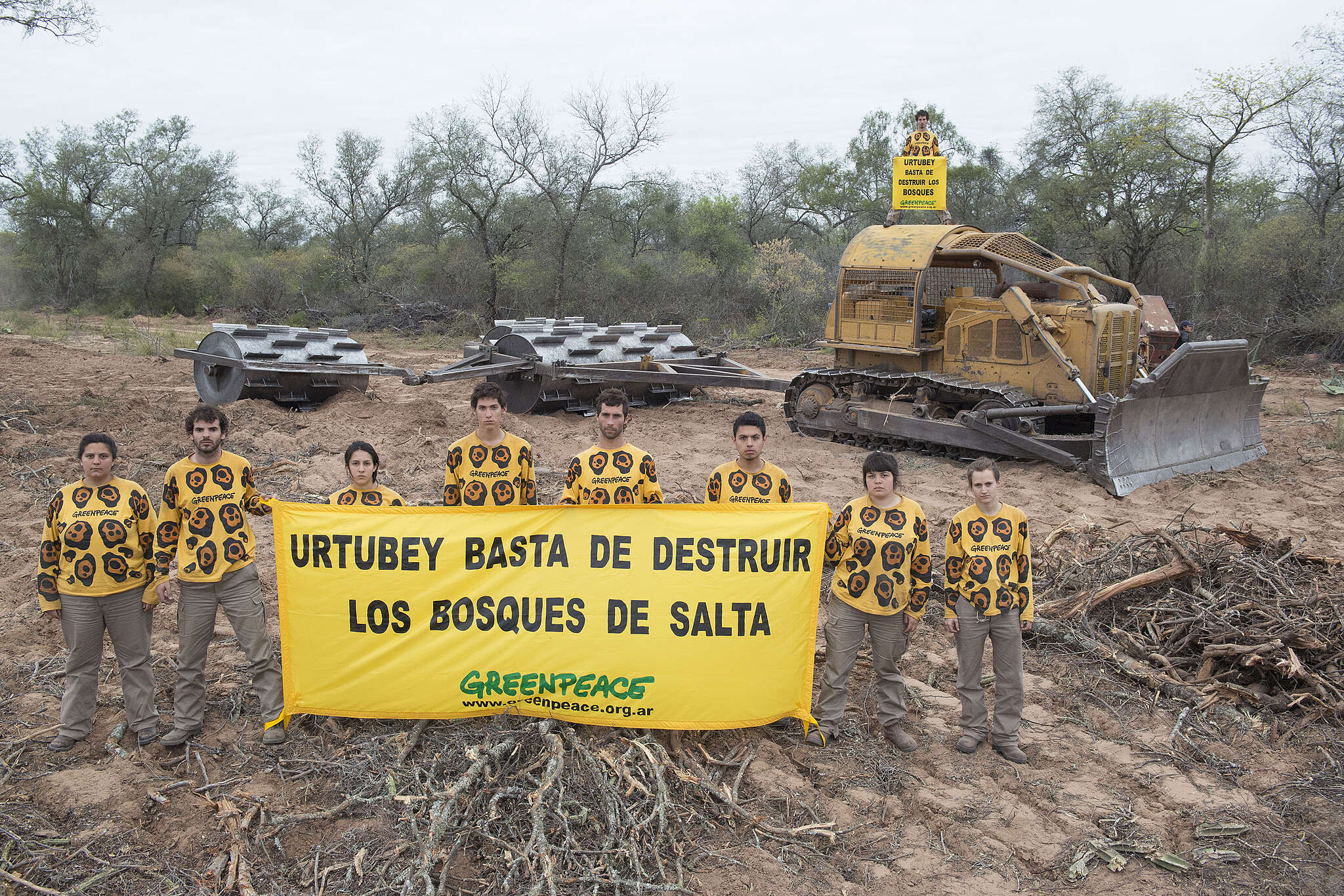 Fundación Greenpeace Argentina Greenpeace Cumple 28 Años De Lucha En