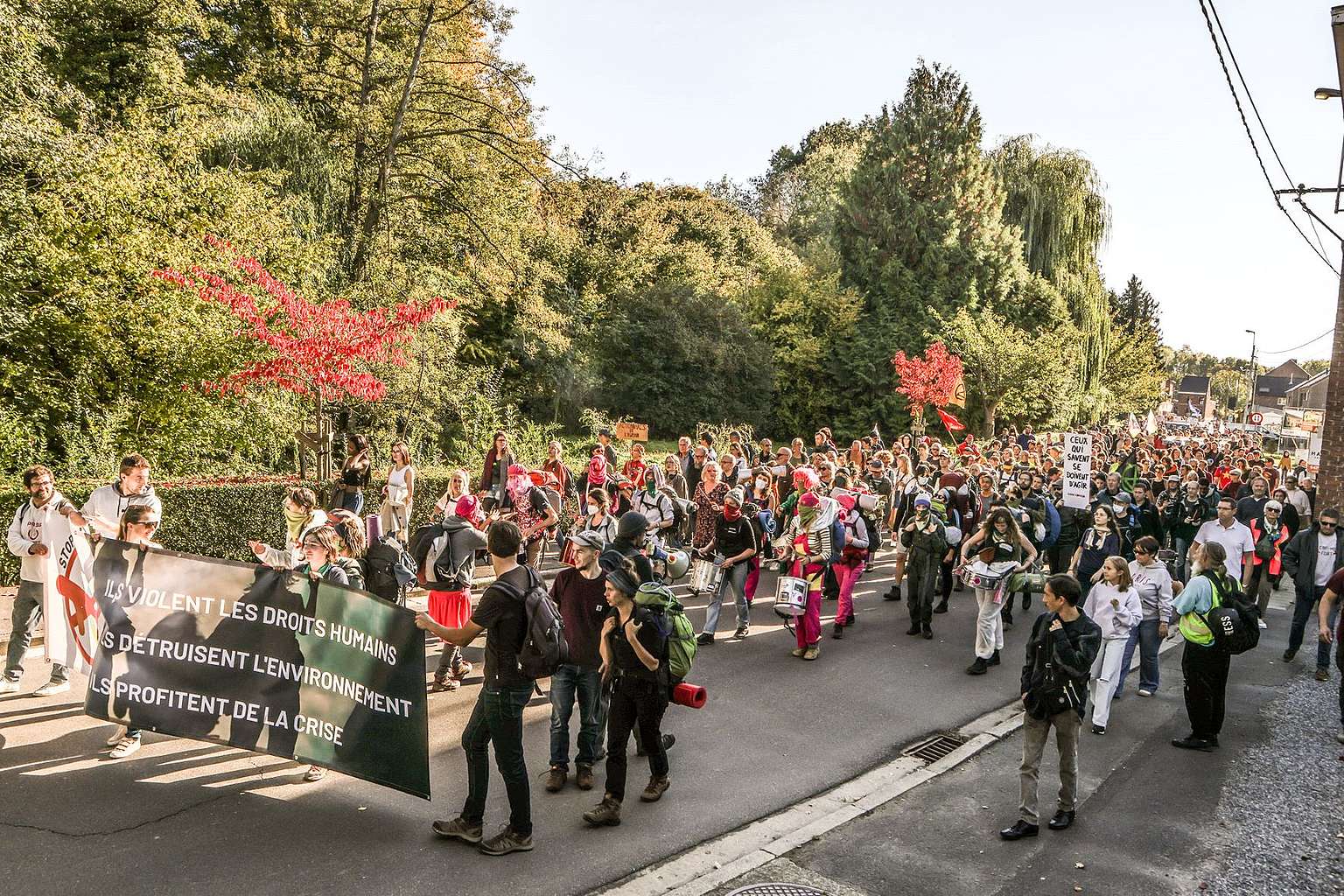 CODE ROUGE: un millier de citoyen·nes ont bloqué 2 sites de ...