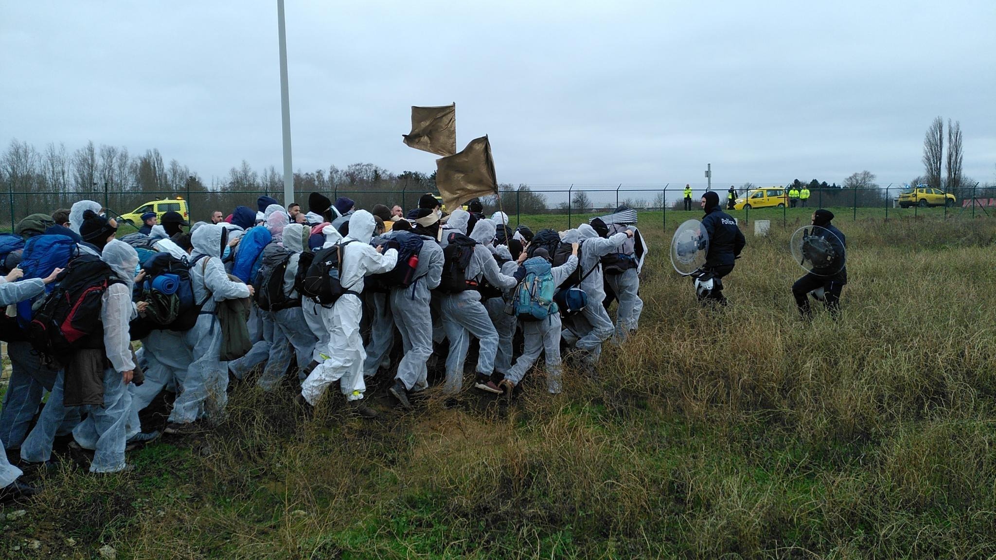 Arrestation massive d’activistes du mouvement Code Rouge : le trafic ...