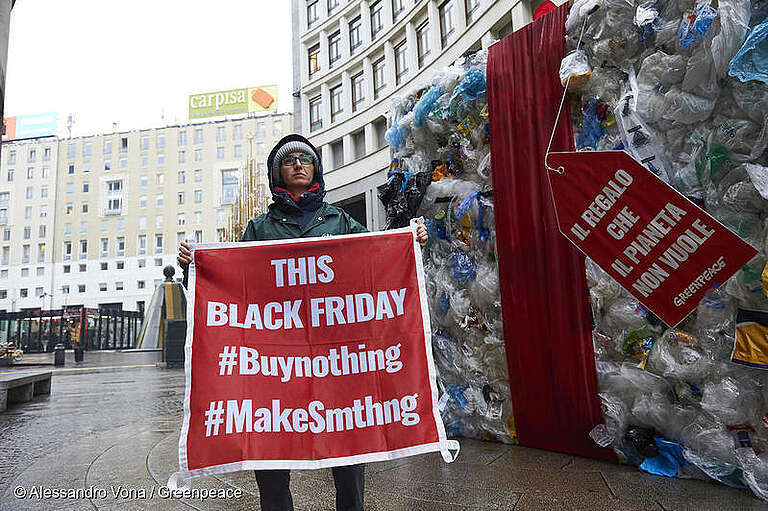 How to Reduce Holiday Waste: 50+ Eco-friendly Tips - Greenpeace Canada