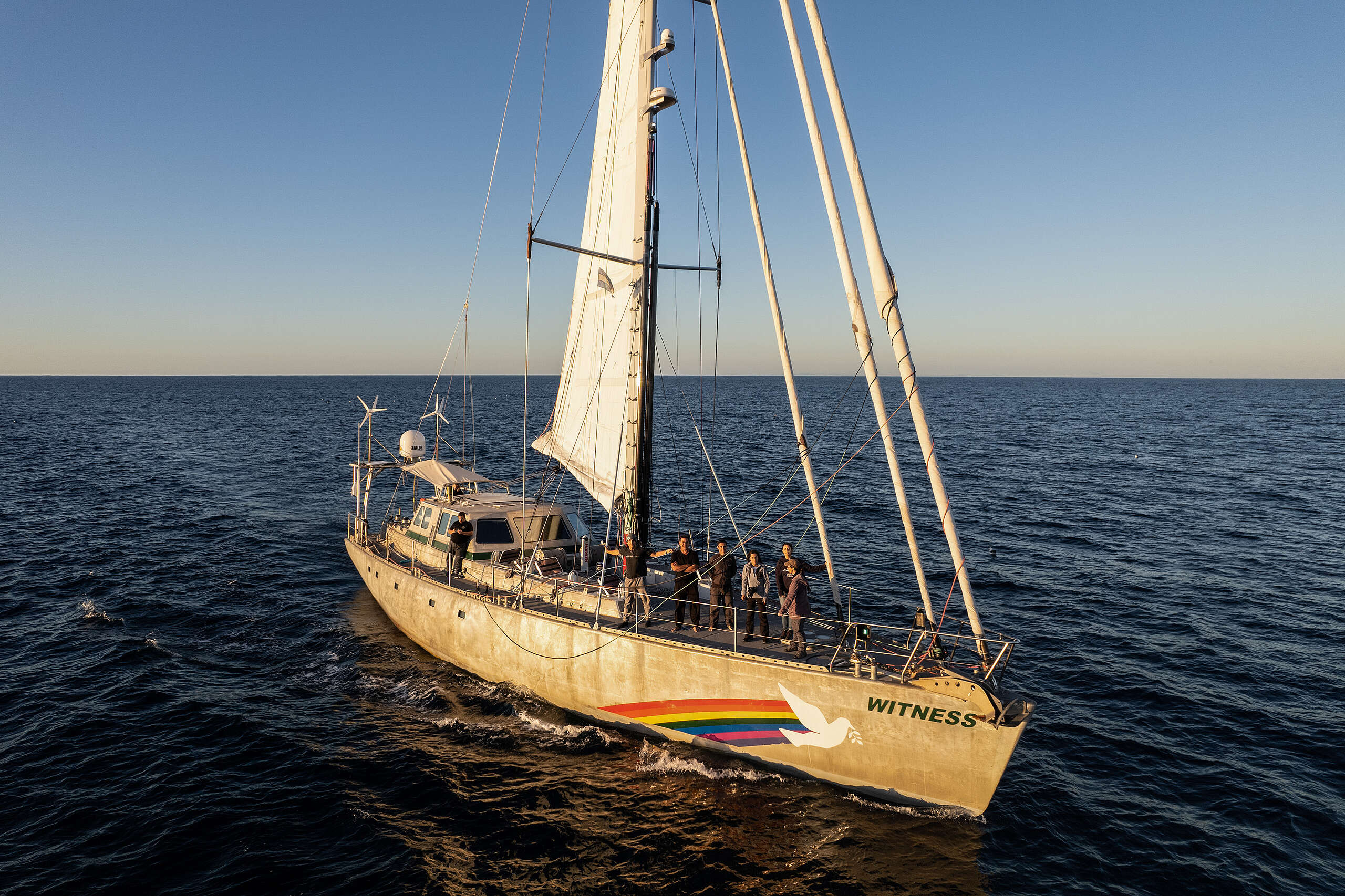 Velero Witness - Greenpeace Colombia