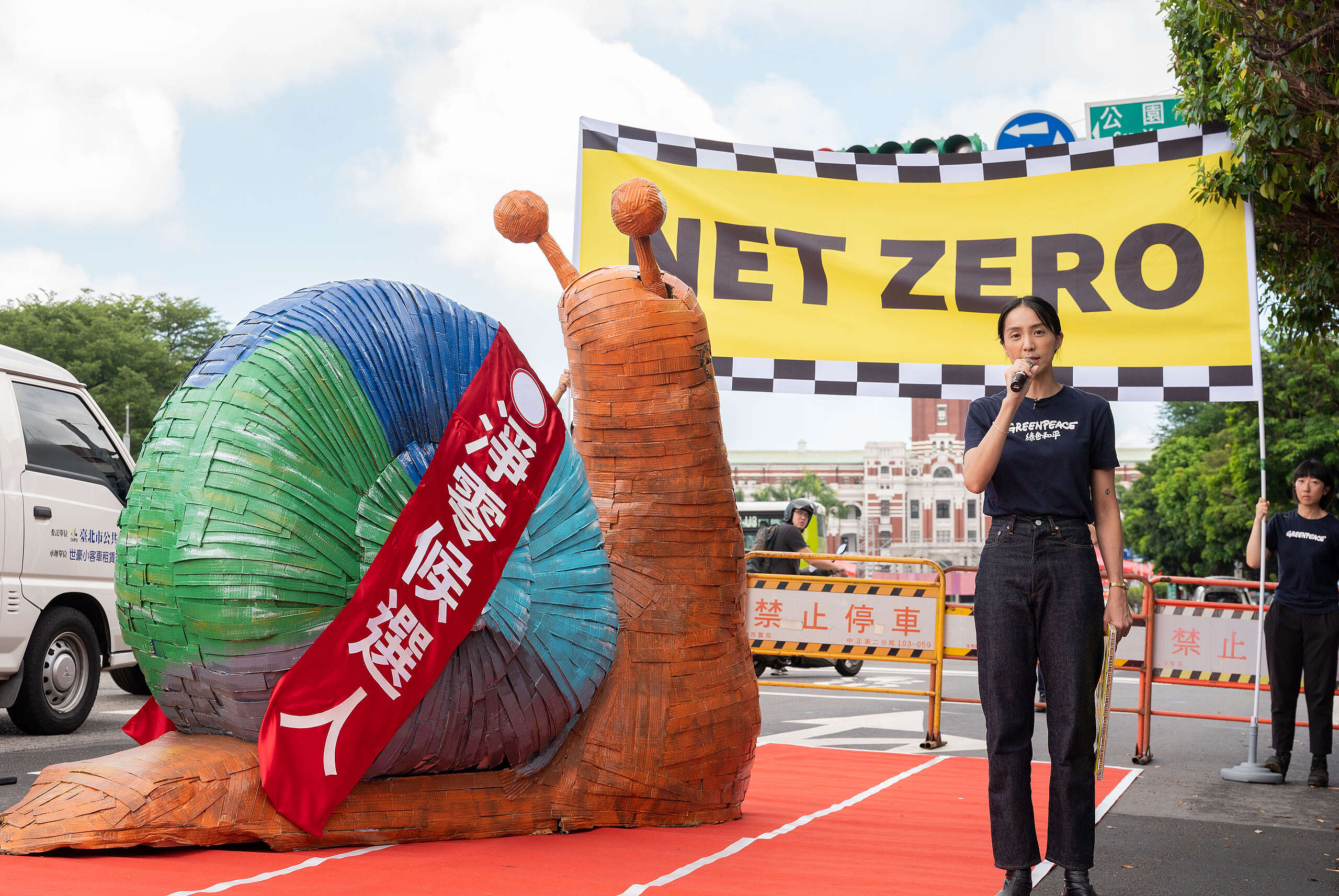 Giant “Net-Zero Snail” in Taipei as Survey Reveals Urgency of Renewable ...