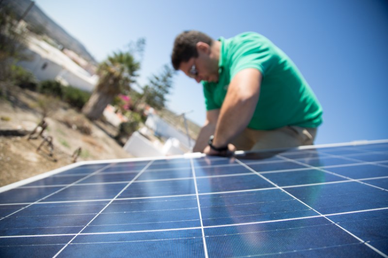 Δικαίωμα στον ήλιο για όλους - Greenpeace Ελλάδα