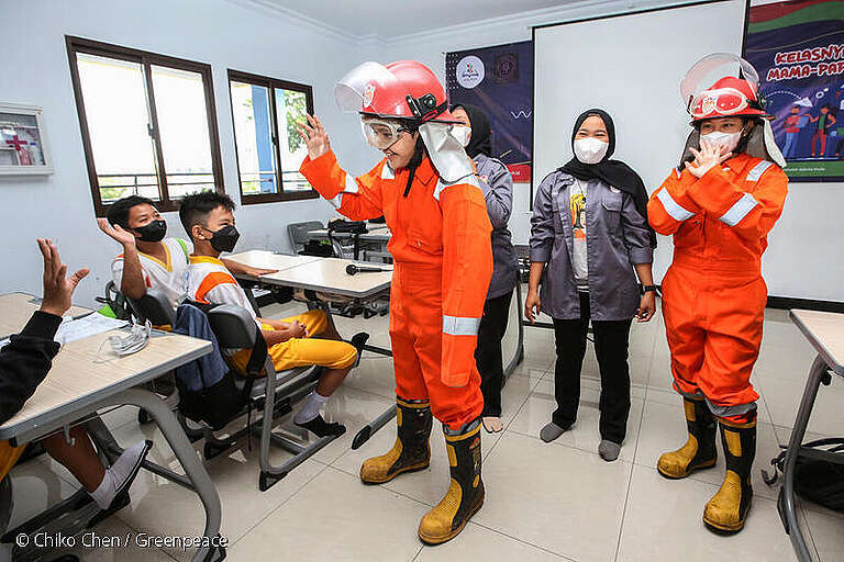 Bekerja di Greenpeace - Greenpeace Indonesia
