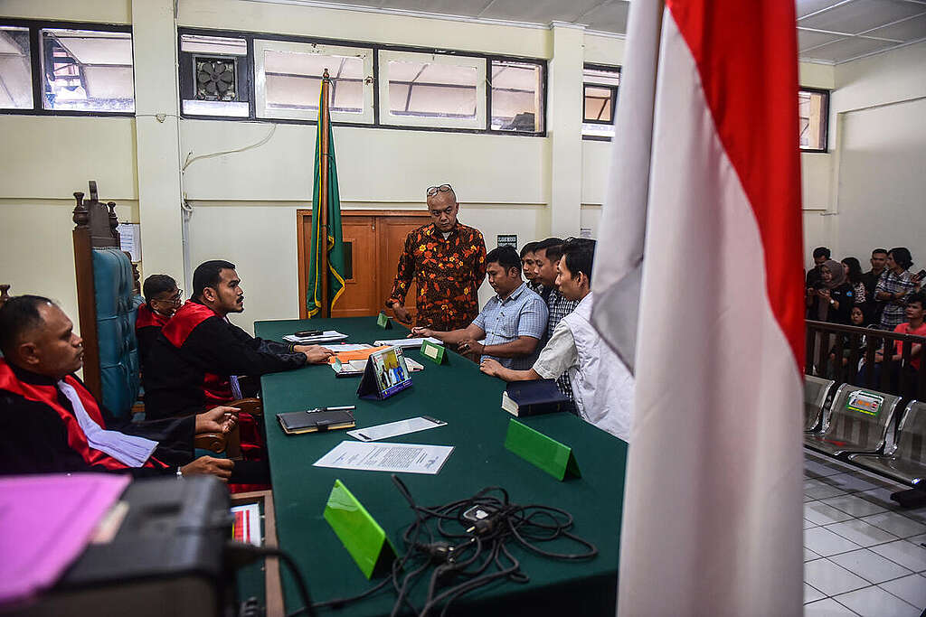 eluncuran seri buku Litigasi Iklim untuk anak-anak di Ubud Writers and ...