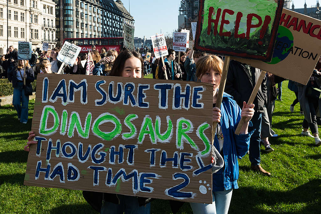 Our favourite student banners from around the world - Greenpeace ...