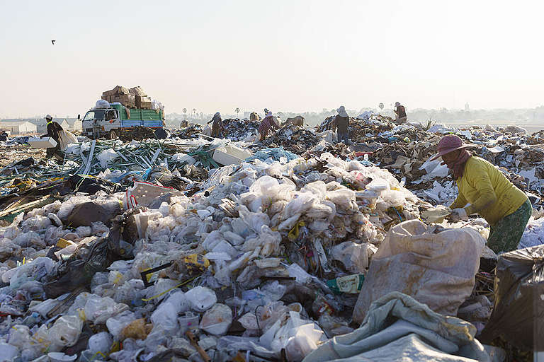 Cambodia workers pay the price of Fast Fashion’s supply chain waste ...