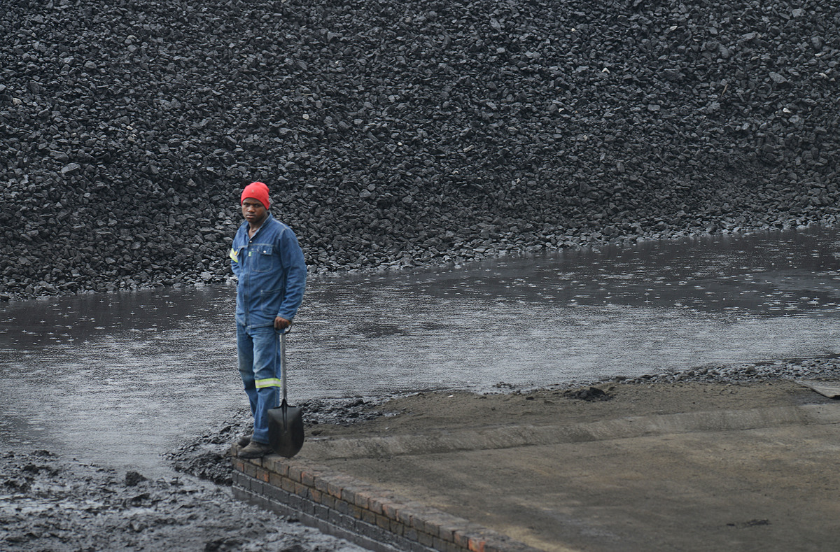 4 ways fossil fuel companies are worsening injustice during the energy ...