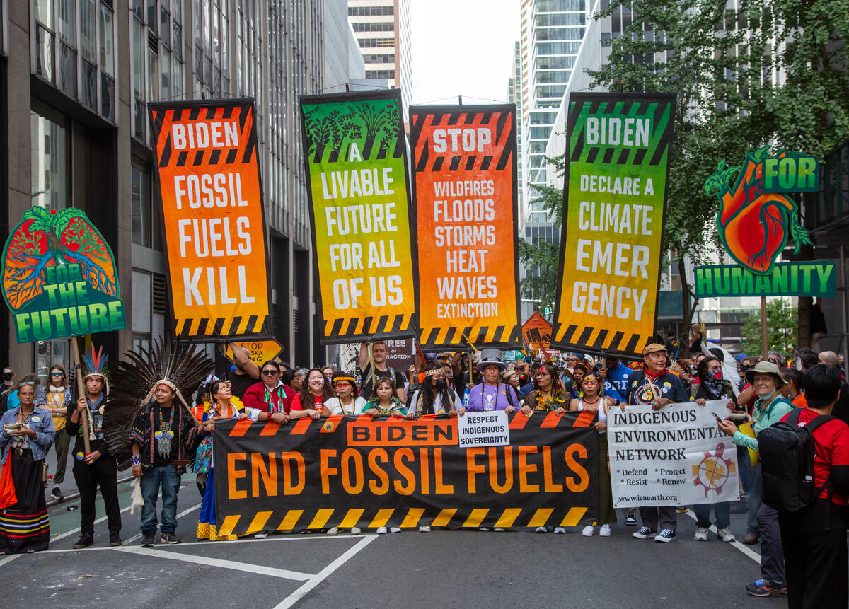 Greenpeace joined 600,000 people in global actions to #EndFossilFuels ...