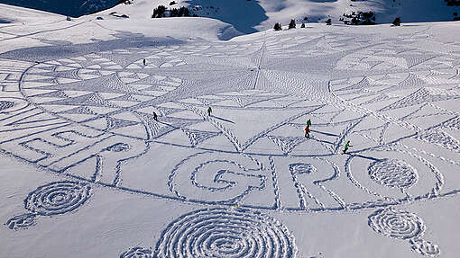 Beyond economic growth: A wellbeing economy is the future - Greenpeace ...