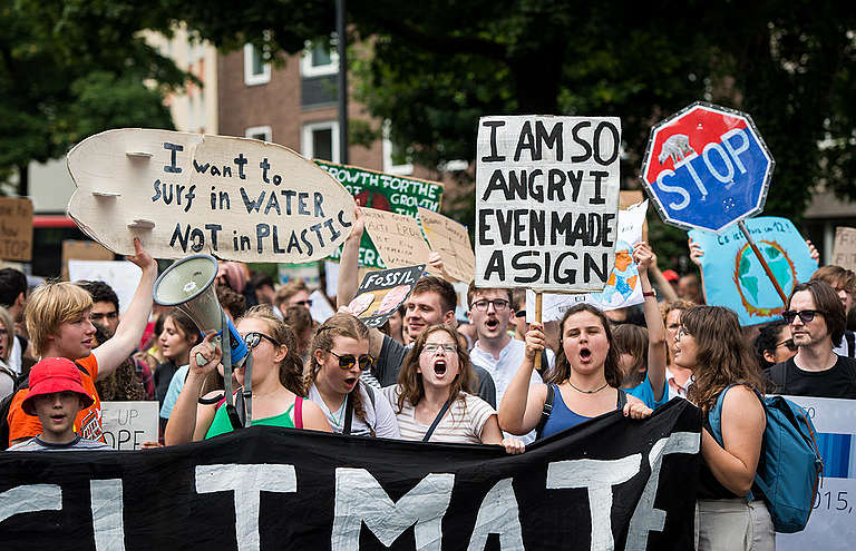 15 protestborden die je inspireren om mee te doen met een ...