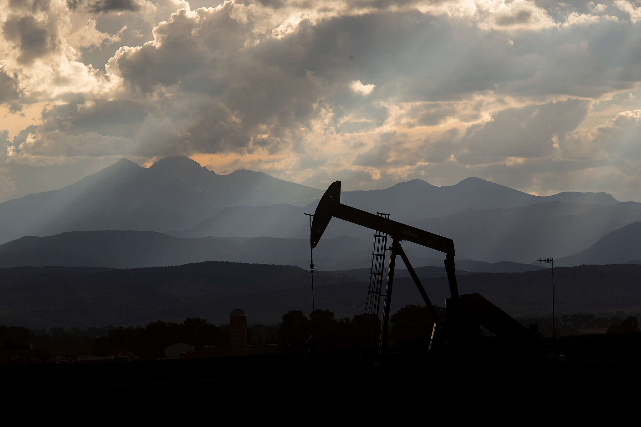 Fracking: en omstridt form for olje- og gassutvinning - Greenpeace Norge