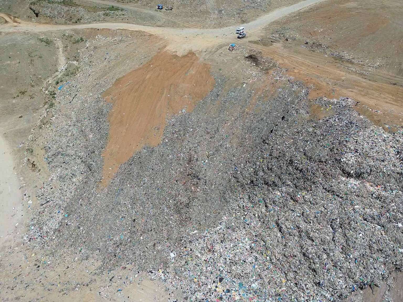 The Environmental, Socioeconomic, and Health Impacts of the Plastic ...