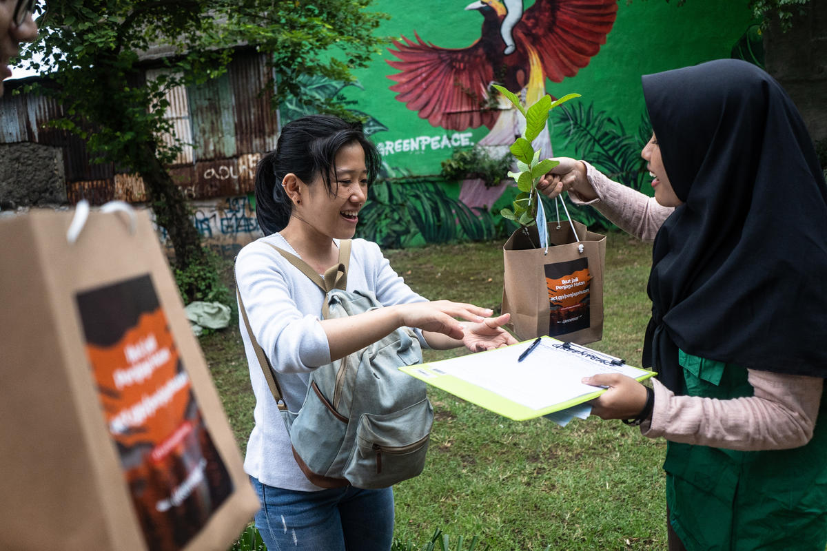 The crunch question on climate: How can I help? - Greenpeace Southeast Asia