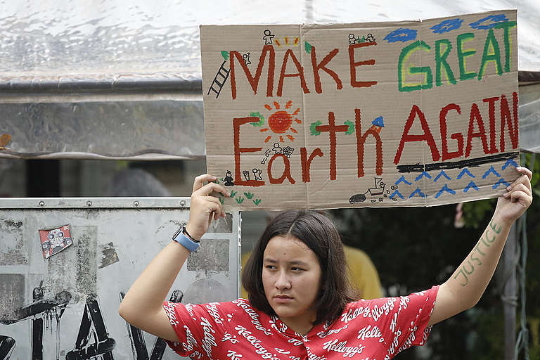 A gentle reminder to ‘Invest in Our Planet’ - Greenpeace Southeast Asia