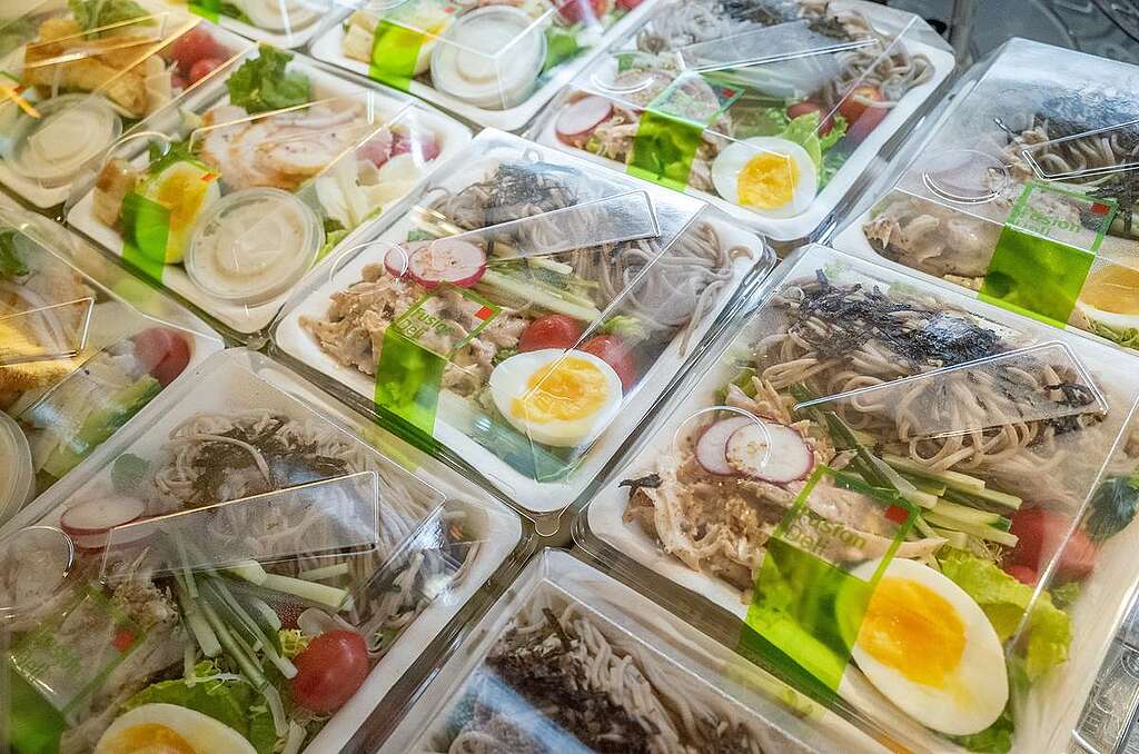 Shopping for Plastic: The 2021 Supermarket Plastics Ranking ...