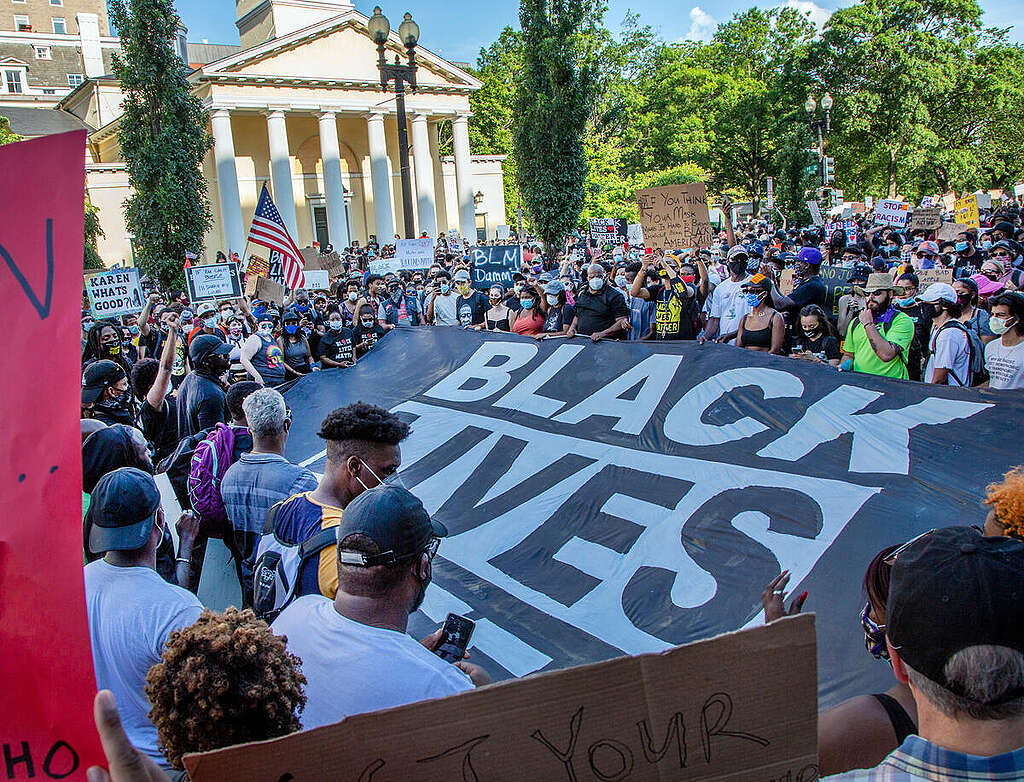 Protest safety tips from Greenpeace - Greenpeace - Greenpeace