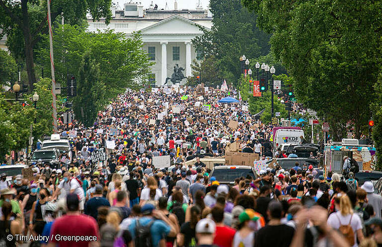 Protest safety tips from Greenpeace - Greenpeace - Greenpeace